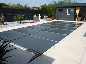 Sicherheitsabdeckung für den Pool bestellen | Wellness4Me