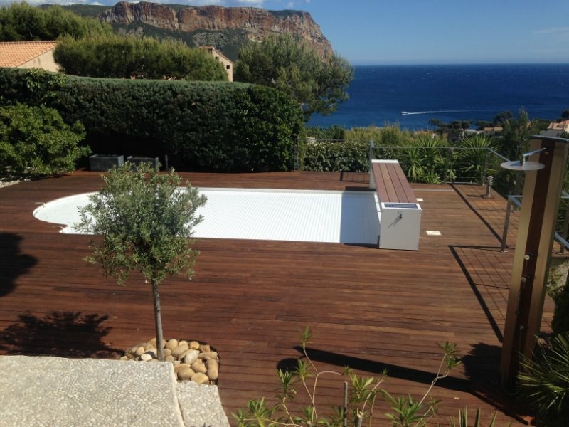 Poolabdeckung elektrisch – jetzt kaufen | Wellness4Me